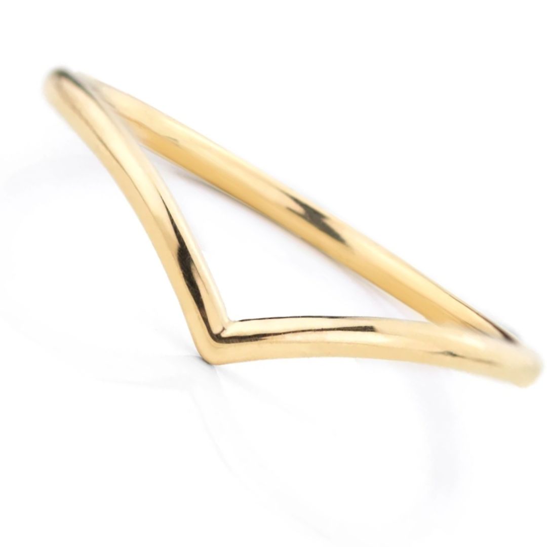 14K Gold Filled Chevron Stacking Ring | AVIV