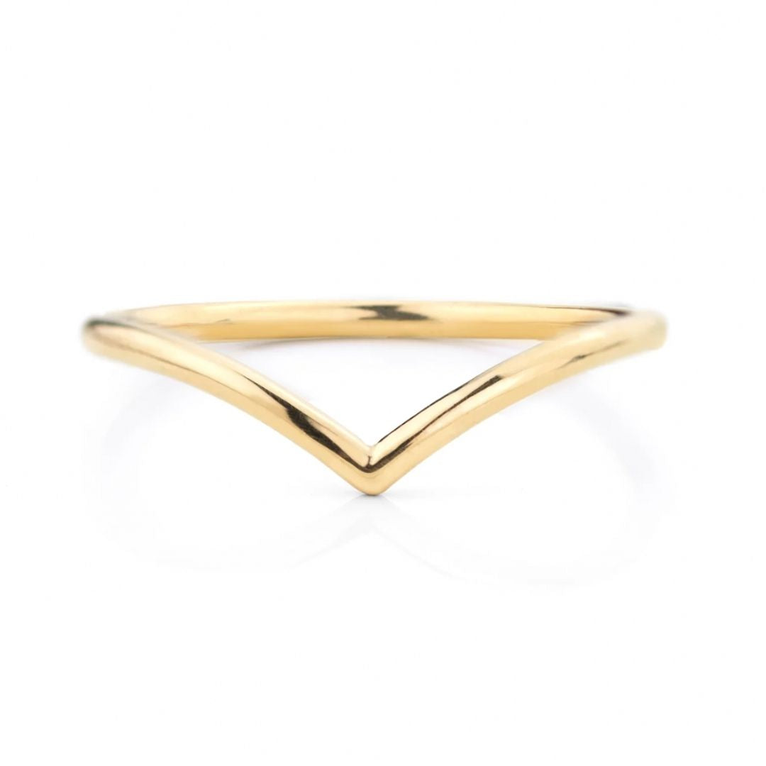 14K Gold Filled Chevron Stacking Ring | AVIV